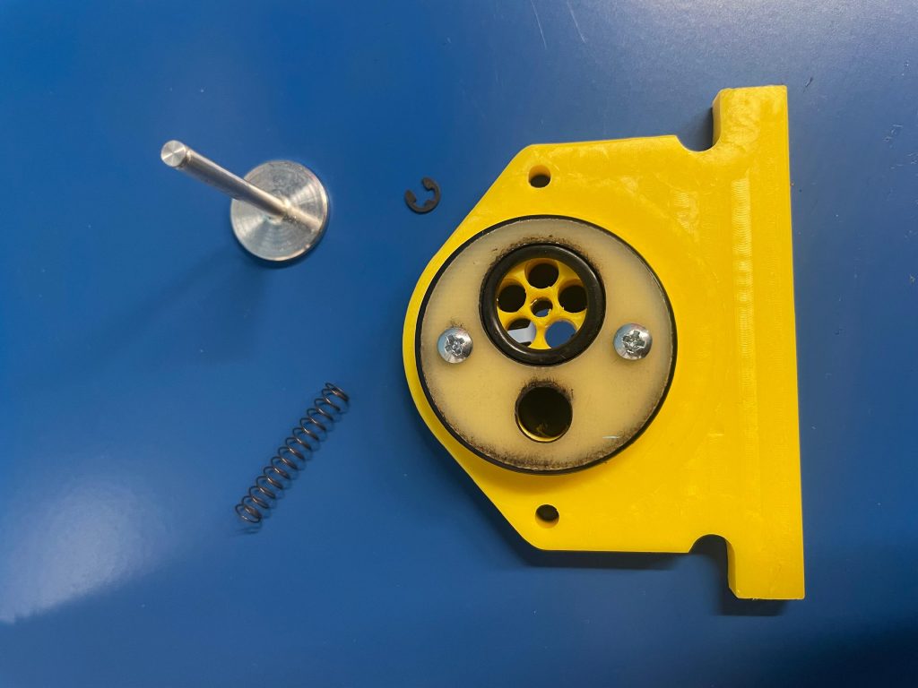 129KIT003 - Benchmark Games International